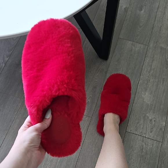 stars above | Shoes | Well Worn Cozy Red Womens Slippers | Poshmark